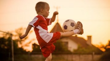 12 Soccer Ball Control and Footwork Drills (2024 Update)