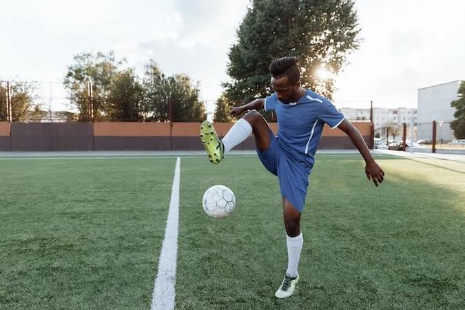 How to Do the Around the World Move in Soccer (6-Step Guide)